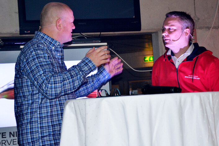 Smekkfullt da nye Nissan Leaf ble avduket med brask og bram